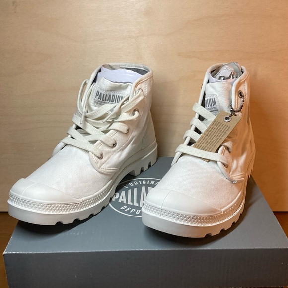 Palladium | Shoes | Palladium Cream Hightop Sneakers Womens 75 | Poshmark